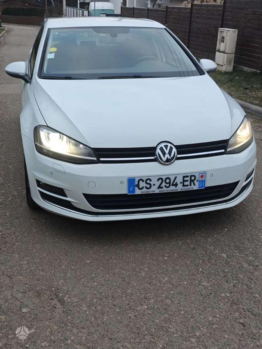 Balts Volkswagen Golf 2013 Kauņa, ar dzinēja tilpumu 1.97 L un nobraukumu 235 tūkst. km par 9300 €, foto 8 vietnē AUTOMOTO.COM.LV