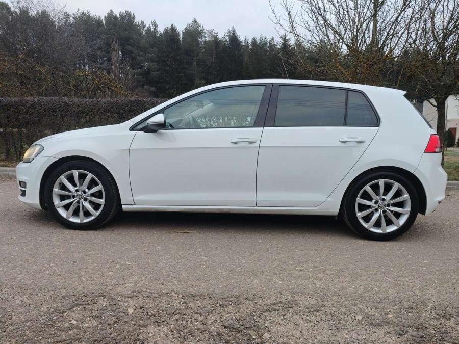 Balts Volkswagen Golf 2013 Kauņa, ar dzinēja tilpumu 1.97 L un nobraukumu 235 tūkst. km par 9300 €, foto 9 vietnē AUTOMOTO.COM.LV