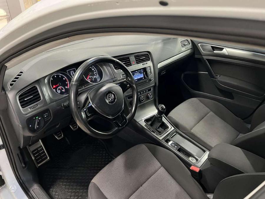Balts Volkswagen Golf 2013 Viļņa, ar dzinēja tilpumu 1.39 L un nobraukumu 256 tūkst. km par 4999 €, foto 12 vietnē AUTOMOTO.COM.LV