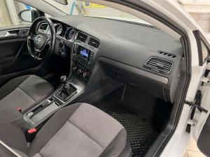 Balts Volkswagen Golf 2013 Viļņa, ar dzinēja tilpumu 1.39 L un nobraukumu 256 tūkst. km par 4999 €, foto 14 vietnē AUTOMOTO.COM.LV