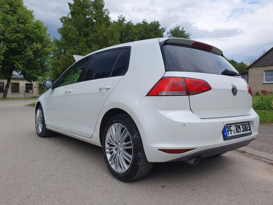 Balts Volkswagen Golf 2013 Kauņa, ar dzinēja tilpumu 1.60 L un nobraukumu 300 tūkst. km par 5250 €, foto 6 vietnē AUTOMOTO.COM.LV