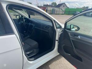 White Volkswagen Golf 2013 in Marijampole, with an engine capacity of 1.20 L and mileage of 191 thousand km for 5100 €, photo 11 on AUTOMOTO.COM.LV