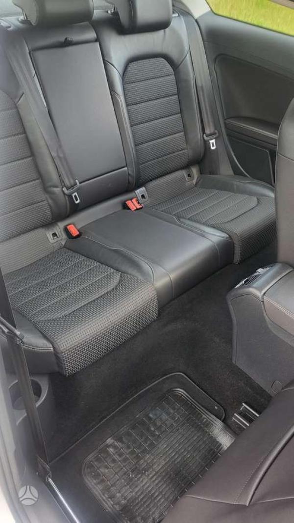 Balts Volkswagen Golf 2013 Ignalina, ar dzinēja tilpumu 1.40 L un nobraukumu 172 tūkst. km par 7499 €, foto 7 vietnē AUTOMOTO.COM.LV