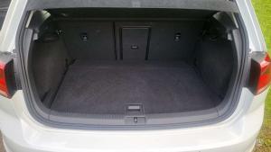 Balts Volkswagen Golf 2013 Ignalina, ar dzinēja tilpumu 1.40 L un nobraukumu 172 tūkst. km par 7499 €, foto 10 vietnē AUTOMOTO.COM.LV