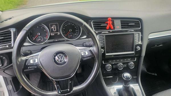 Balts Volkswagen Golf 2013 Ignalina, ar dzinēja tilpumu 1.40 L un nobraukumu 172 tūkst. km par 7499 €, foto 10 vietnē AUTOMOTO.COM.LV