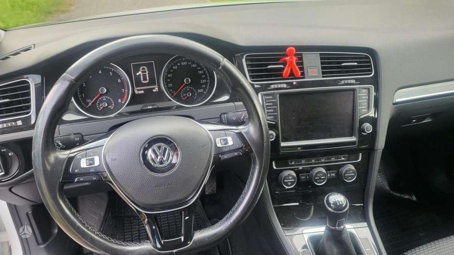 Balts Volkswagen Golf 2013 Ignalina, ar dzinēja tilpumu 1.40 L un nobraukumu 172 tūkst. km par 7499 €, foto 11 vietnē AUTOMOTO.COM.LV