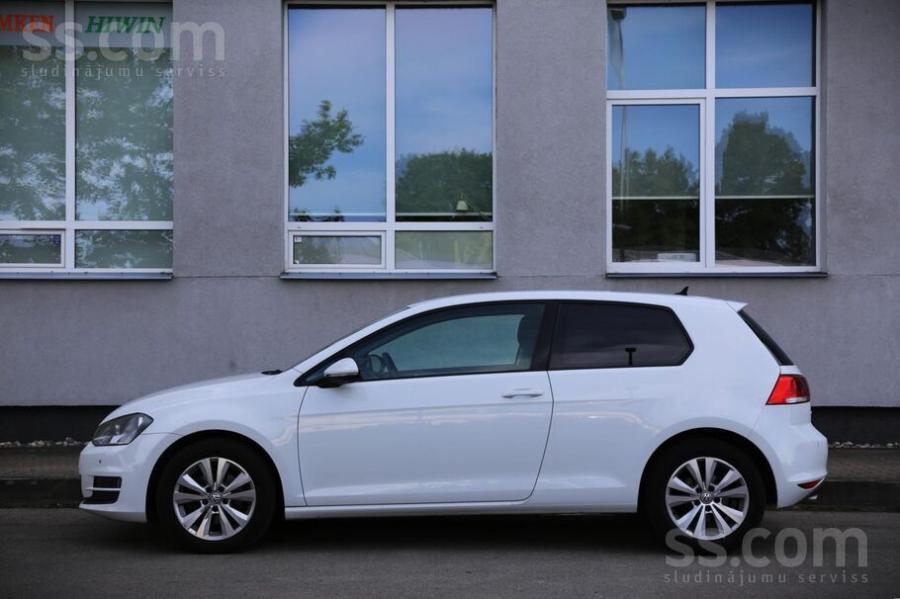 Balts Volkswagen Golf 2013 Rīga, ar dzinēja tilpumu 2.00 L un nobraukumu 251 tūkst. km par 5995 €, foto 3 vietnē AUTOMOTO.COM.LV
