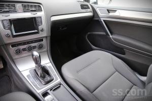 Balts Volkswagen Golf 2013 Rīga, ar dzinēja tilpumu 2.00 L un nobraukumu 251 tūkst. km par 5995 €, foto 10 vietnē AUTOMOTO.COM.LV