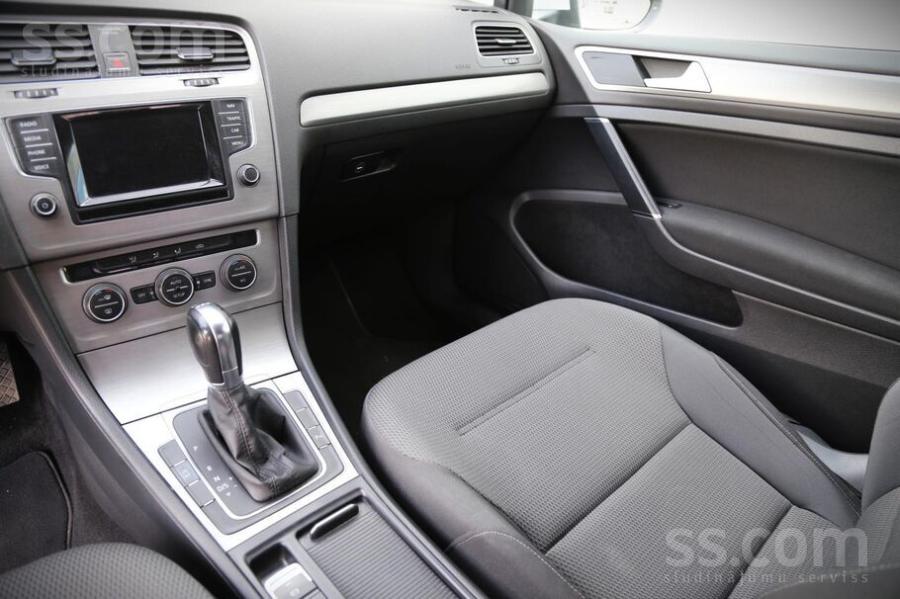 Balts Volkswagen Golf 2013 Rīga, ar dzinēja tilpumu 2.00 L un nobraukumu 251 tūkst. km par 5995 €, foto 10 vietnē AUTOMOTO.COM.LV