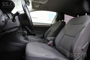 Balts Volkswagen Golf 2013 Rīga, ar dzinēja tilpumu 2.00 L un nobraukumu 251 tūkst. km par 5995 €, foto 13 vietnē AUTOMOTO.COM.LV