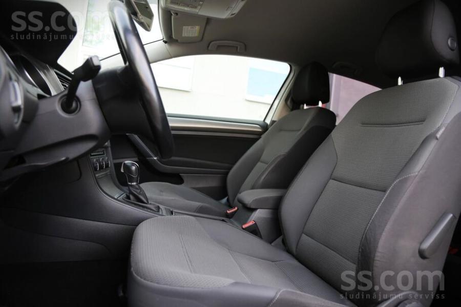 Balts Volkswagen Golf 2013 Rīga, ar dzinēja tilpumu 2.00 L un nobraukumu 251 tūkst. km par 5995 €, foto 13 vietnē AUTOMOTO.COM.LV