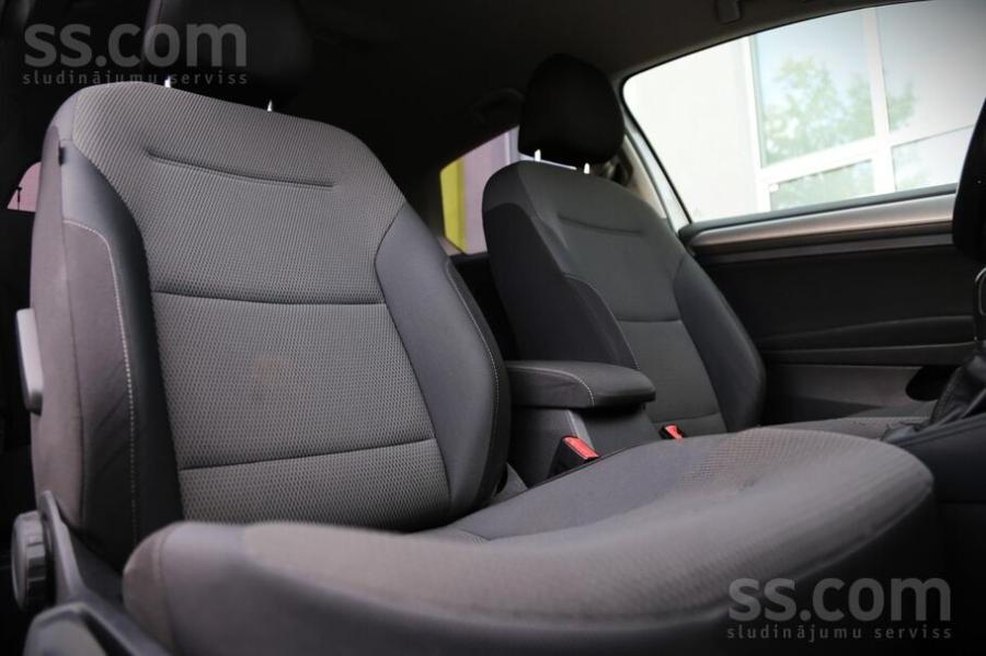 Balts Volkswagen Golf 2013 Rīga, ar dzinēja tilpumu 2.00 L un nobraukumu 251 tūkst. km par 5995 €, foto 14 vietnē AUTOMOTO.COM.LV