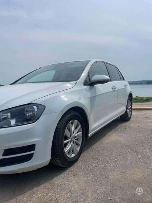 Balts Volkswagen Golf 2013 Vievis, ar dzinēja tilpumu 1.60 L un nobraukumu 420 tūkst. km par 4800 €, foto 3 vietnē AUTOMOTO.COM.LV