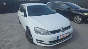 White Volkswagen Golf 2013 in Kaunas, with an engine capacity of 1.40 L and mileage of 270 thousand km for 5100 €, photo 3 on AUTOMOTO.COM.LV