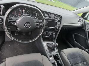 White Volkswagen Golf 2013 in Kaunas, with an engine capacity of 1.40 L and mileage of 270 thousand km for 5100 €, photo 8 on AUTOMOTO.COM.LV