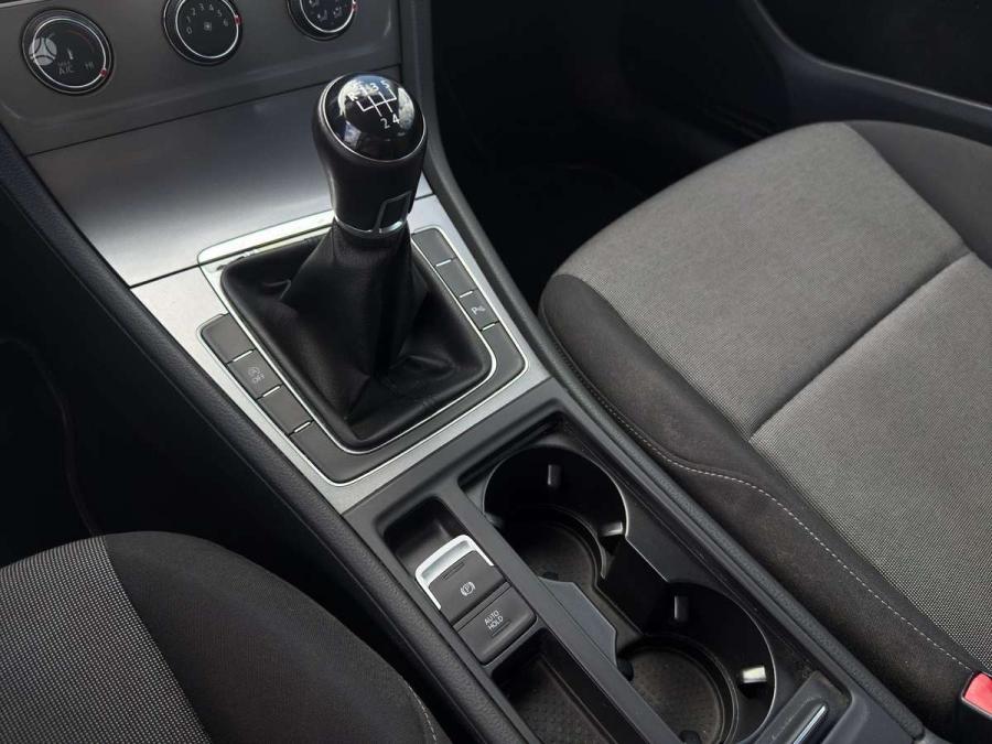 Balts Volkswagen Golf 2013 Kauņa, ar dzinēja tilpumu 1.20 L un nobraukumu 257 tūkst. km par 5999 €, foto 15 vietnē AUTOMOTO.COM.LV