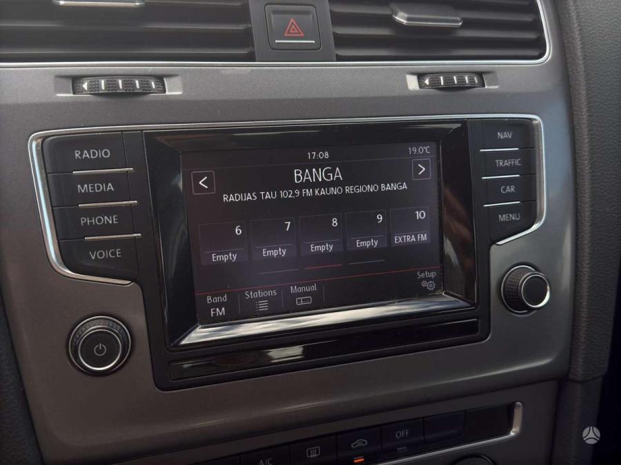 Balts Volkswagen Golf 2013 Kauņa, ar dzinēja tilpumu 1.20 L un nobraukumu 257 tūkst. km par 5999 €, foto 17 vietnē AUTOMOTO.COM.LV