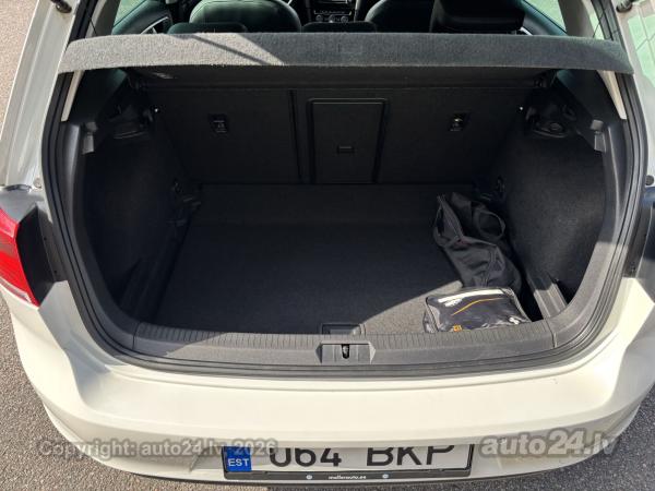 White Volkswagen Golf 2013 in Tallinn, with an engine capacity of 1.40 L and mileage of 132 thousand km for 5500 €, photo 7 on AUTOMOTO.COM.LV