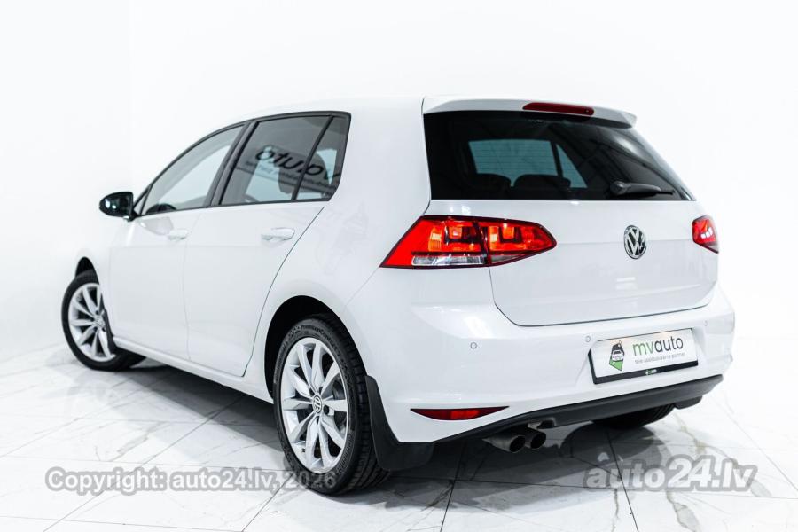 White Volkswagen Golf 2013 in Tallinn, with an engine capacity of 1.40 L and mileage of 132 thousand km for 7990 €, photo 7 on AUTOMOTO.COM.LV