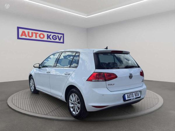 White Volkswagen Golf 2013 in Kaunas, with an engine capacity of 1.20 L and mileage of 257 thousand km for 5999 €, photo 3 on AUTOMOTO.COM.LV