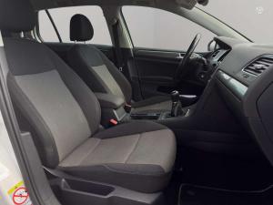 Balts Volkswagen Golf 2013 Kauņa, ar dzinēja tilpumu 1.20 L un nobraukumu 257 tūkst. km par 5999 €, foto 9 vietnē AUTOMOTO.COM.LV