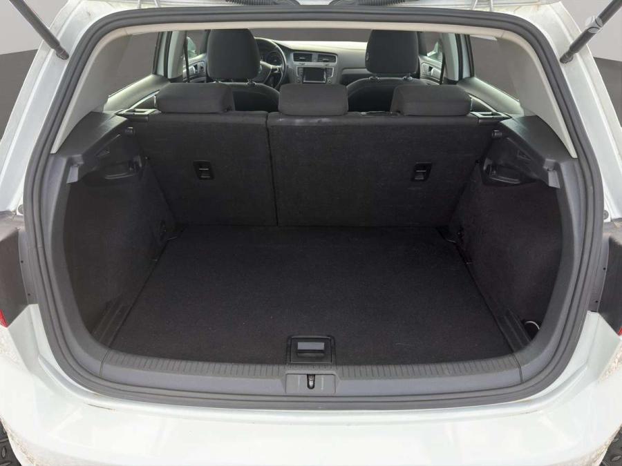 Balts Volkswagen Golf 2013 Kauņa, ar dzinēja tilpumu 1.20 L un nobraukumu 257 tūkst. km par 5999 €, foto 11 vietnē AUTOMOTO.COM.LV
