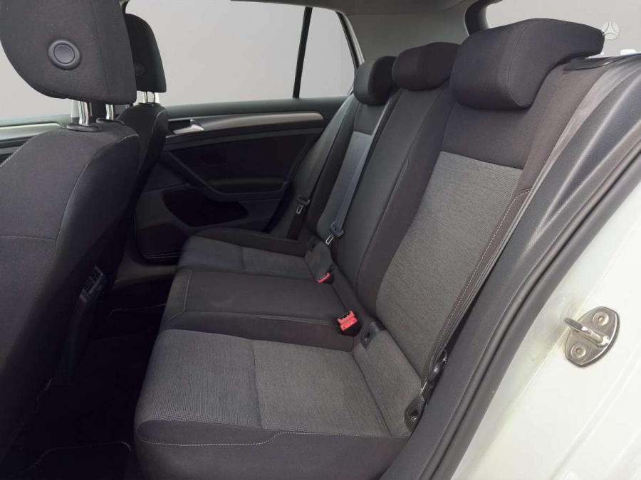 Balts Volkswagen Golf 2013 Kauņa, ar dzinēja tilpumu 1.20 L un nobraukumu 257 tūkst. km par 5999 €, foto 12 vietnē AUTOMOTO.COM.LV