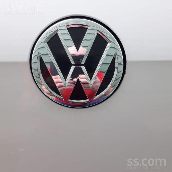 White Volkswagen Golf 2013 in Riga, with an engine capacity of 1.40 L and mileage of 264 thousand km for 7200 €, photo 8 on AUTOMOTO.COM.LV