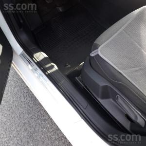 Balts Volkswagen Golf 2013 Rīga, ar dzinēja tilpumu 1.40 L un nobraukumu 264 tūkst. km par 7200 €, foto 12 vietnē AUTOMOTO.COM.LV