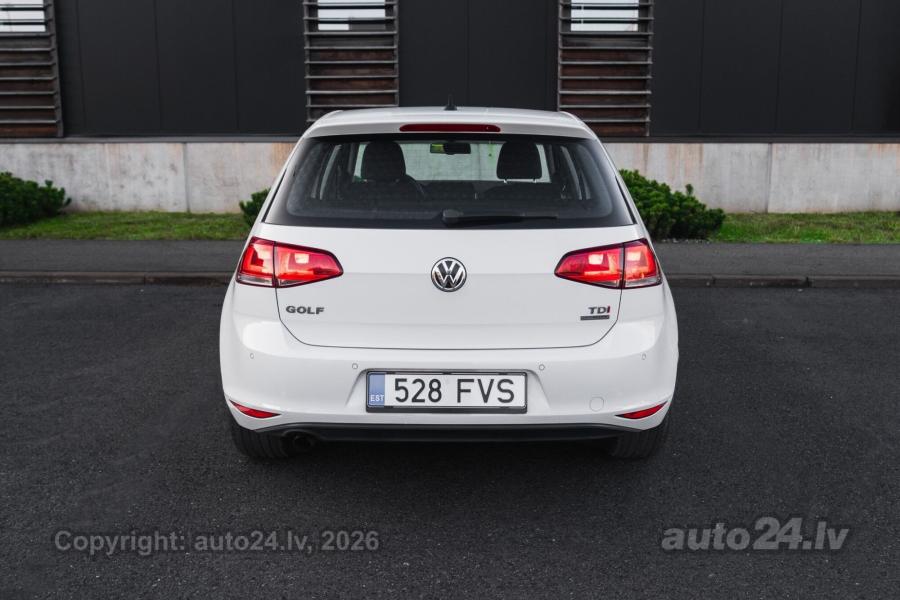 Balts Volkswagen Golf 2013 Tallina, ar dzinēja tilpumu 1.60 L un nobraukumu 293 tūkst. km par 6499 €, foto 6 vietnē AUTOMOTO.COM.LV