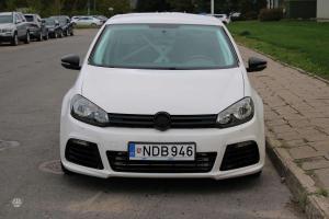 White Volkswagen Golf 2013 in Vilnius, with an engine capacity of 1.98 L and mileage of 159 thousand km for 16900 €, photo 3 on AUTOMOTO.COM.LV