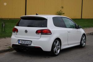 White Volkswagen Golf 2013 in Vilnius, with an engine capacity of 1.98 L and mileage of 159 thousand km for 16900 €, photo 7 on AUTOMOTO.COM.LV