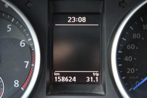 White Volkswagen Golf 2013 in Vilnius, with an engine capacity of 1.98 L and mileage of 159 thousand km for 16900 €, photo 9 on AUTOMOTO.COM.LV