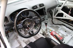 White Volkswagen Golf 2013 in Vilnius, with an engine capacity of 1.98 L and mileage of 159 thousand km for 16900 €, photo 11 on AUTOMOTO.COM.LV