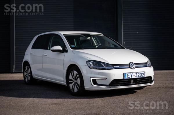 Balts Volkswagen Golf 2014 Rīga, ar dzinēja tilpumu 0.00 L un nobraukumu 145 tūkst. km par 7900 €, foto 4 vietnē AUTOMOTO.COM.LV