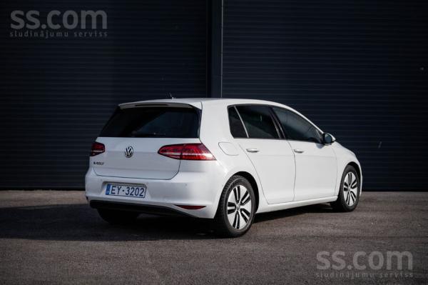 Balts Volkswagen Golf 2014 Rīga, ar dzinēja tilpumu 0.00 L un nobraukumu 145 tūkst. km par 7900 €, foto 6 vietnē AUTOMOTO.COM.LV