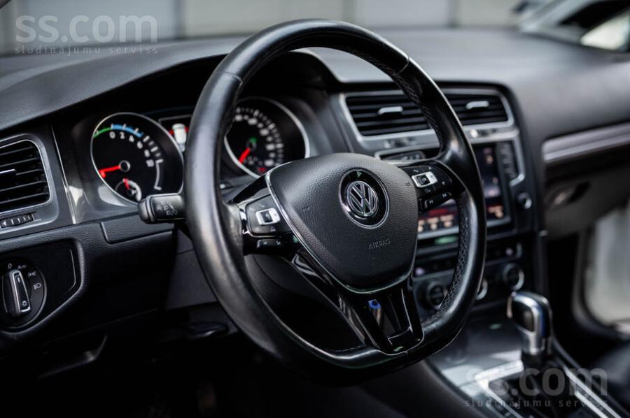 Balts Volkswagen Golf 2014 Rīga, ar dzinēja tilpumu 0.00 L un nobraukumu 145 tūkst. km par 7900 €, foto 14 vietnē AUTOMOTO.COM.LV