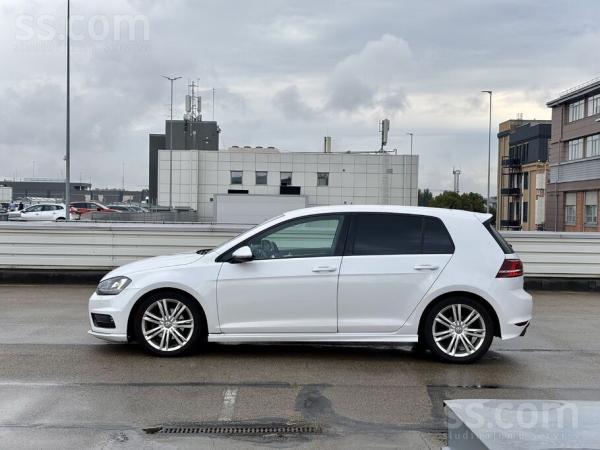White Volkswagen Golf 2014 in Riga, with an engine capacity of 1.40 L and mileage of 280 thousand km for 10300 €, photo 2 on AUTOMOTO.COM.LV