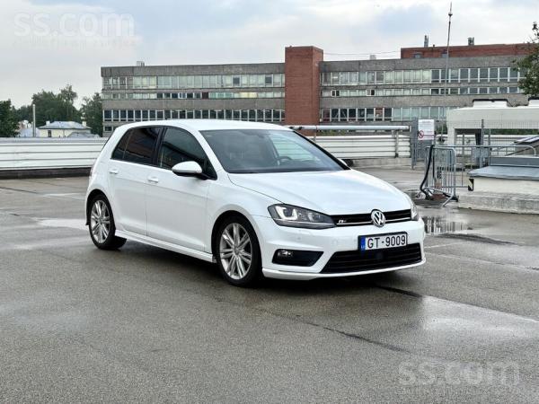 White Volkswagen Golf 2014 in Riga, with an engine capacity of 1.40 L and mileage of 280 thousand km for 10300 €, photo 4 on AUTOMOTO.COM.LV
