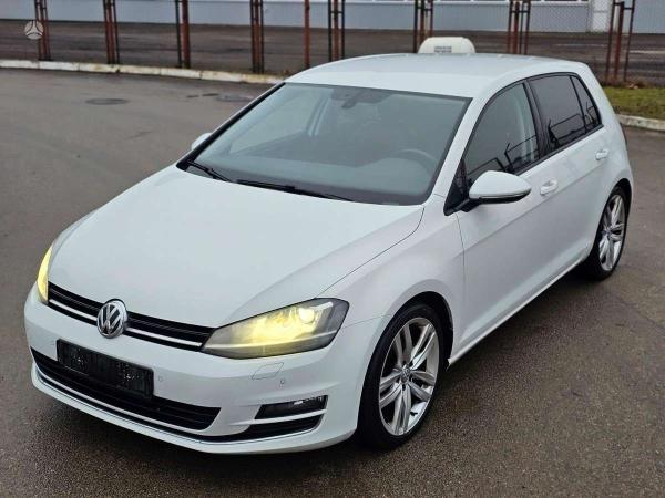 White Volkswagen Golf 2014 in Rokiskis, with an engine capacity of 1.40 L and mileage of 140 thousand km for 4750 €, photo 4 on AUTOMOTO.COM.LV