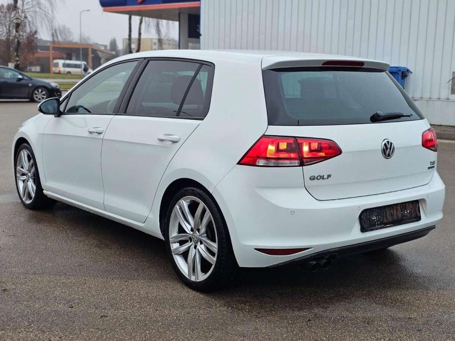 Balts Volkswagen Golf 2014 Rokiškis, ar dzinēja tilpumu 1.40 L un nobraukumu 140 tūkst. km par 4750 €, foto 14 vietnē AUTOMOTO.COM.LV