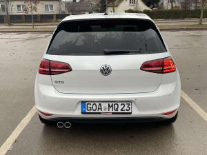 White Volkswagen Golf 2014 in Taurage, with an engine capacity of 1.97 L and mileage of 236 thousand km for 10999 €, photo 4 on AUTOMOTO.COM.LV