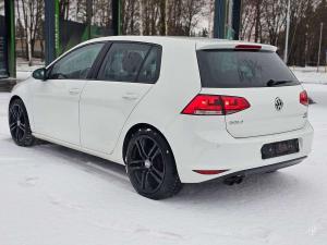 White Volkswagen Golf 2014 in Rokiskis, with an engine capacity of 1.40 L and mileage of 140 thousand km for 4650 €, photo 10 on AUTOMOTO.COM.LV