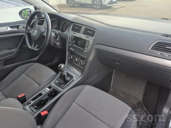 Balts Volkswagen Golf 2014 Liepāja, ar dzinēja tilpumu 1.20 L un nobraukumu 238 tūkst. km par 4990 €, foto 10 vietnē AUTOMOTO.COM.LV