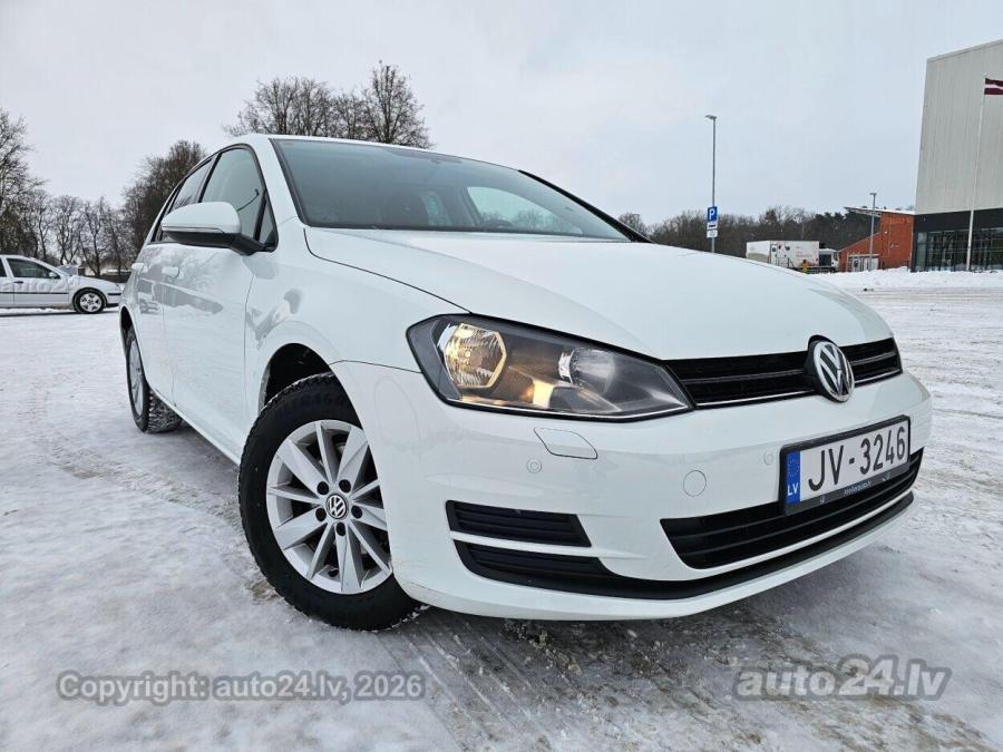 White Volkswagen Golf 2014 in Riga, with an engine capacity of 1.20 L and mileage of 57 thousand km for 9200 €, photo 3 on AUTOMOTO.COM.LV