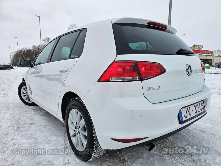 White Volkswagen Golf 2014 in Riga, with an engine capacity of 1.20 L and mileage of 57 thousand km for 9200 €, photo 10 on AUTOMOTO.COM.LV