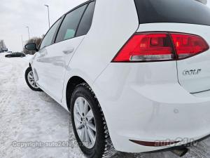 White Volkswagen Golf 2014 in Riga, with an engine capacity of 1.20 L and mileage of 57 thousand km for 9200 €, photo 11 on AUTOMOTO.COM.LV