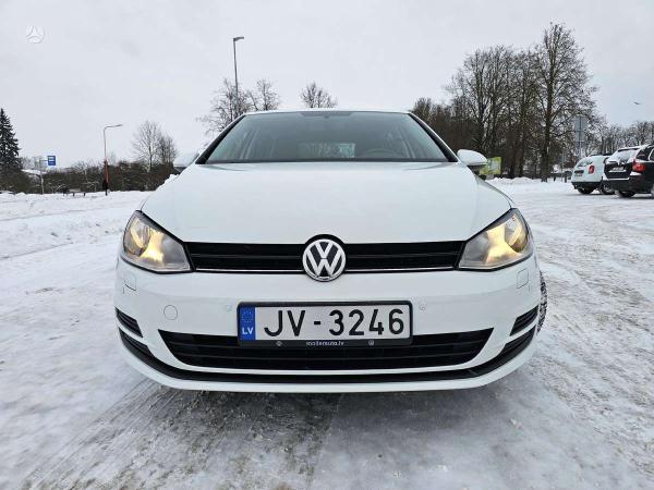 Balts Volkswagen Golf 2014 Rīga, ar dzinēja tilpumu 1.20 L un nobraukumu 57 tūkst. km par 9200 €, foto 2 vietnē AUTOMOTO.COM.LV