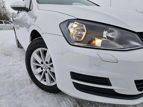 Balts Volkswagen Golf 2014 Rīga, ar dzinēja tilpumu 1.20 L un nobraukumu 57 tūkst. km par 9200 €, foto 4 vietnē AUTOMOTO.COM.LV