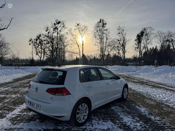 Balts Volkswagen Golf 2014 Kauņa, ar dzinēja tilpumu 1.80 L un nobraukumu 104 tūkst. km par 9500 €, foto 4 vietnē AUTOMOTO.COM.LV